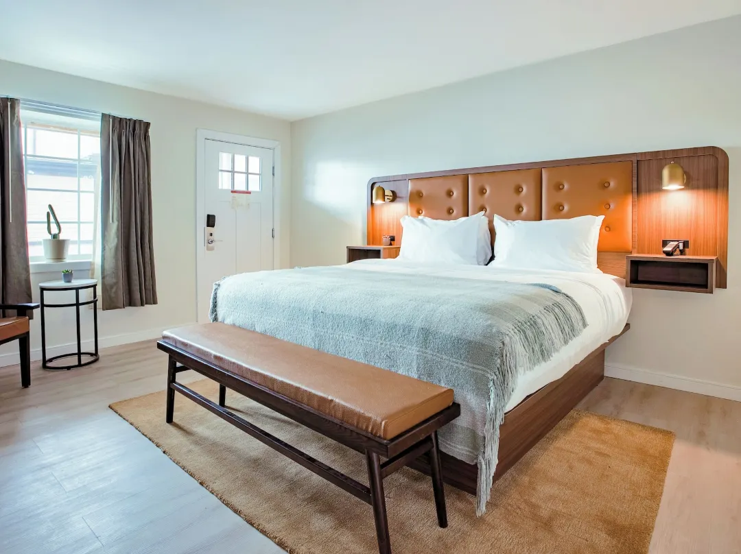 Salt Ranch Hotel - Nashville, TN