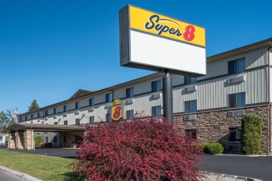 Super 8 By Wyndham Kalispell Glacier National Park - 칼리스펠
