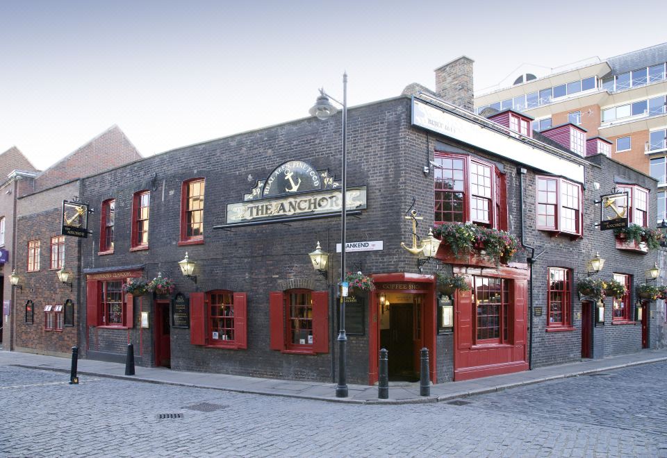 Premier Inn London Southwark (Bankside),London - Updated Prices & Hotel ...