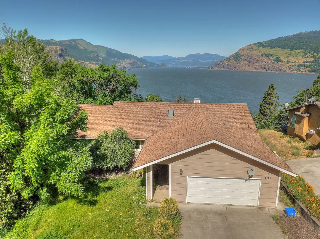 Breathtaking River Views And Cozy Comforts - Stunning Scenic Retreat - Parkdale, OR