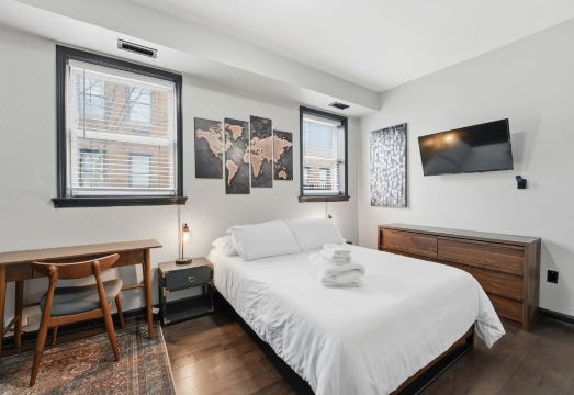 Luxury DC Apt: Walkable, Monthly & Easy Parking!, Washington D.C ...