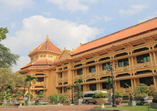 Hai Bay Hotel & Restaurant - Hanoi