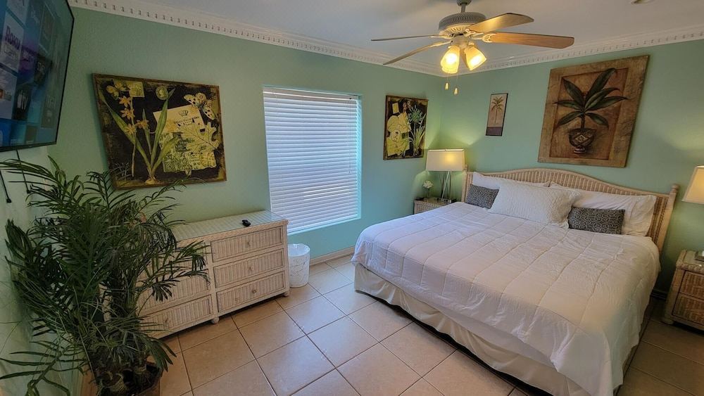 Campeche Triplex Unit A - Port Isabel, TX