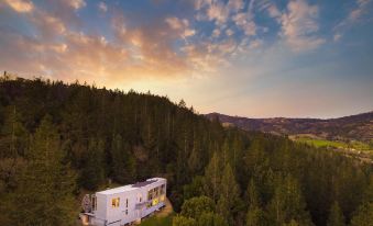 Blue Steel Ultramodern Architectural Masterpiece w Gorgeous Views ...