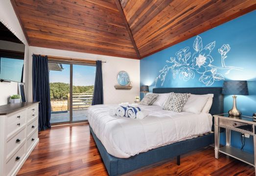 Central Obx - Pool, Beach, Mini Golf, 2 Suites, Patio, Relax in the ...