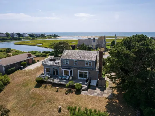 Stunning Water Views And Spacious Decks - Inviting Coastal Retreat - Chatham, MA
