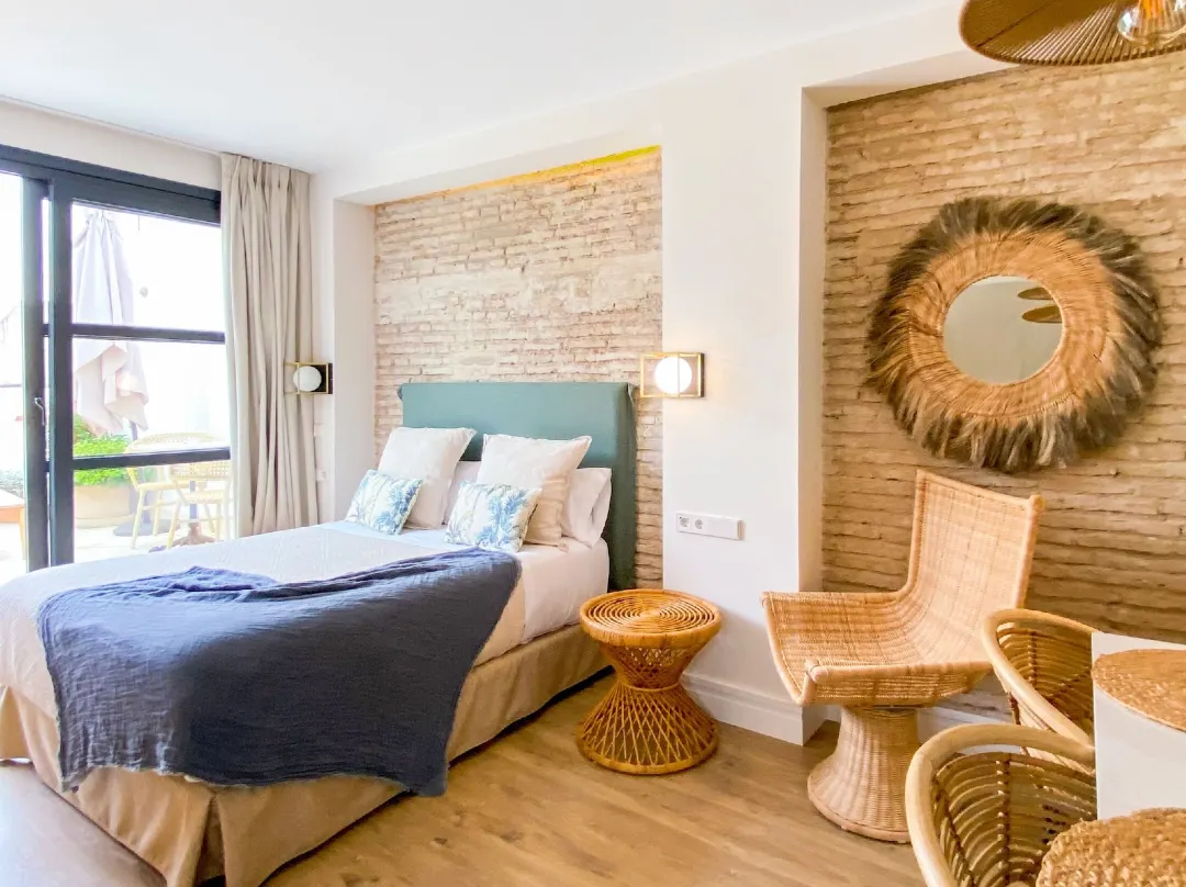 Honest Sevilla - Sevilla, España