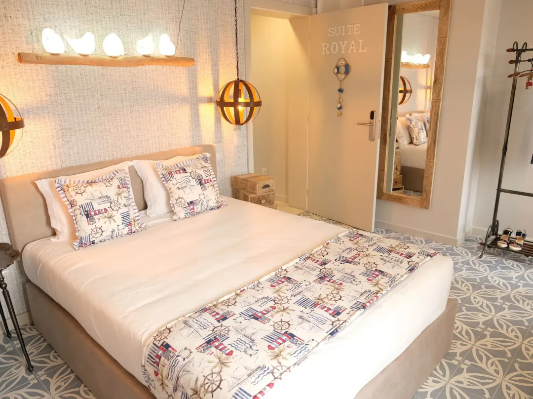 Royal Beach Hostel & Suites - Portugal