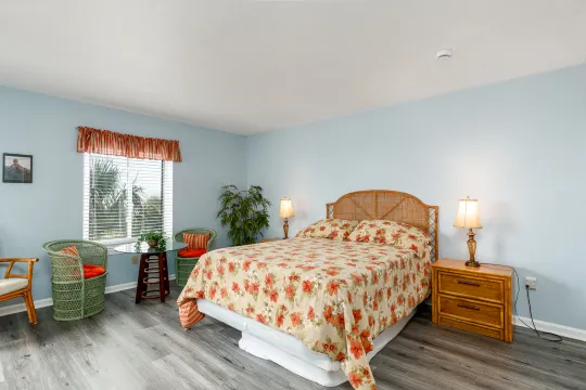 Oceanfront Views And Spacious Sundeck - Exquisite Coastal Haven - Myrtle Beach, SC