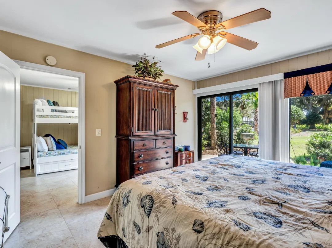 Direct Beach Access With Zero-entry Pool - Gorgeous Oceanfront Haven - Hilton Head Island