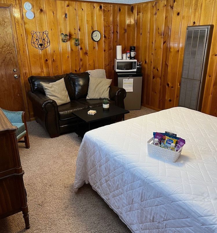 Mountain View Lodge - Red River, NM