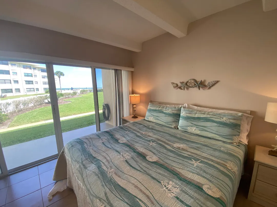 Beautiful Ocean Views And Relaxing Amenities - Stunning Haven - New Smyrna Beach, FL