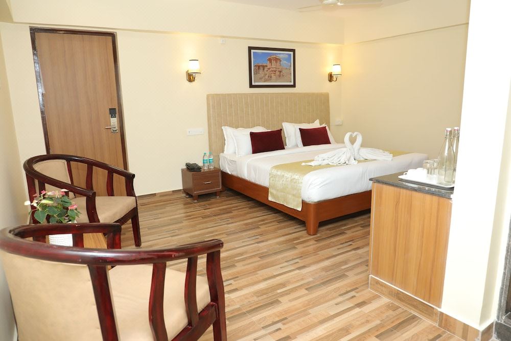 Gadiraju Palace Convention Centre & Hotel - Visakhapatnam