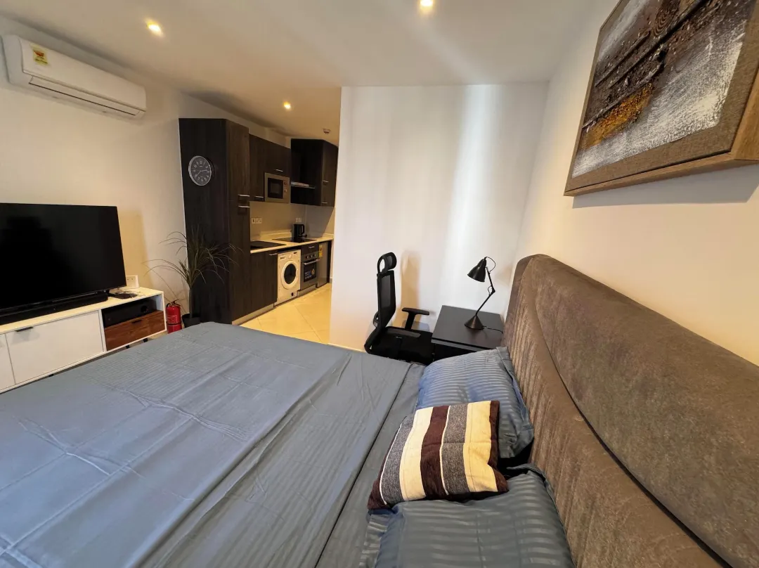 Loxwood Abode - Accra