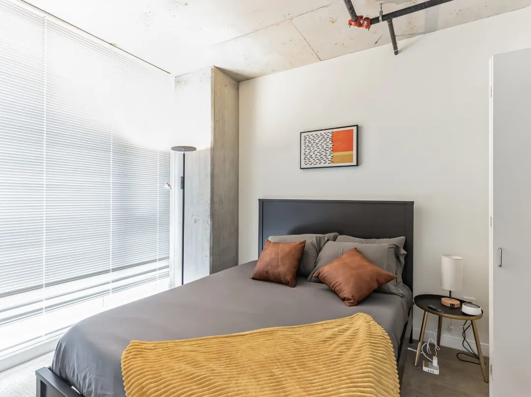 City Views And Rooftop Amenities - Luxurious Urban Retreat - Cleveland, OH