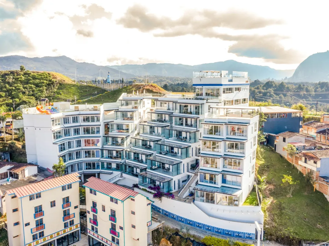 Hotel Santorini - Guatapé
