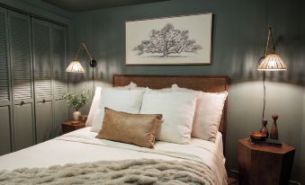 Hot tub Sauna Fire pit Pool Table Arcade Games Relax in Black Mtn ...