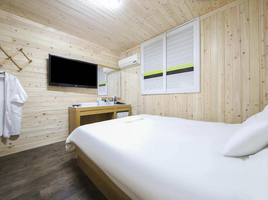 Cheongpyeong Gangbyeon Park - Gapyeong-gun