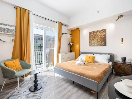 Stylish Condo 3-minutes To Airport, Poolview At Amani Grand Resort Residences - Lapu-Lapu City