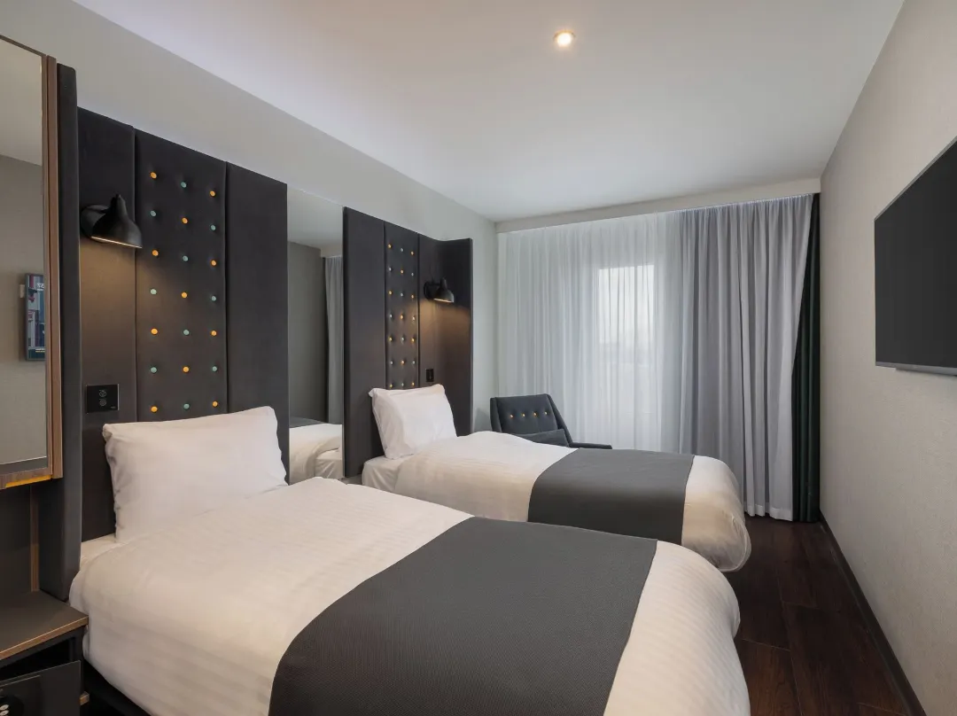 Point A Hotel Edinburgh St Andrew Square - Edinburgh