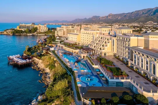 Meri̇t Royal Premi̇um Hotel & Casino - Girne