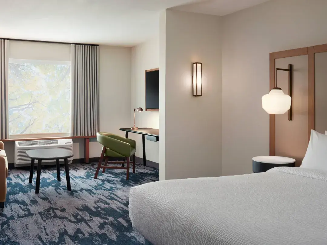 Fairfield Inn & Suites Alpharetta Avalon Area - Alpharetta, GA