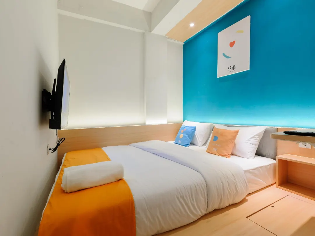 Sans Hotel Pesona Bekasi - Bekasi