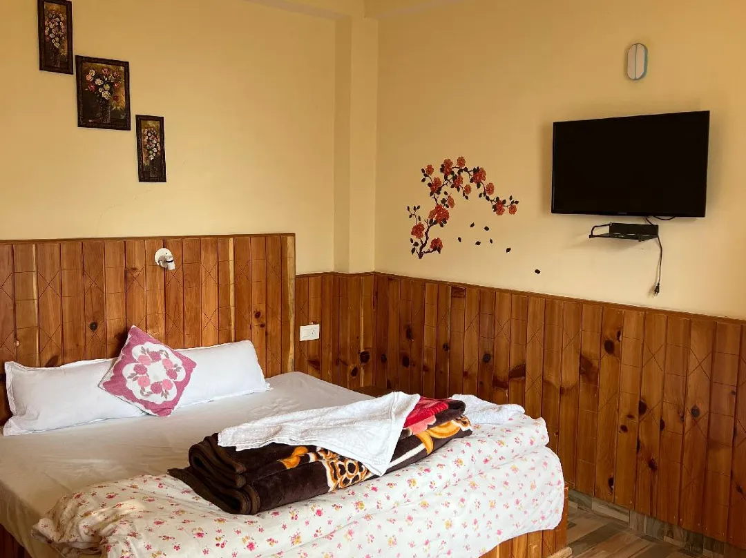 Mozo- Tree House Hostel - Himachal Pradesh