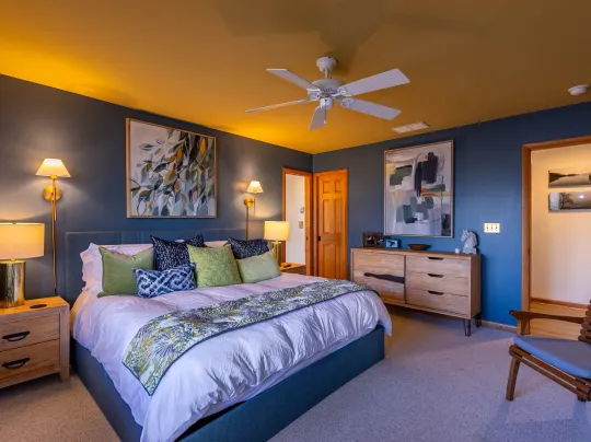 Scenic Views And Game Room Oasis - Charming Mountain Retreat - Beech Mountain, NC