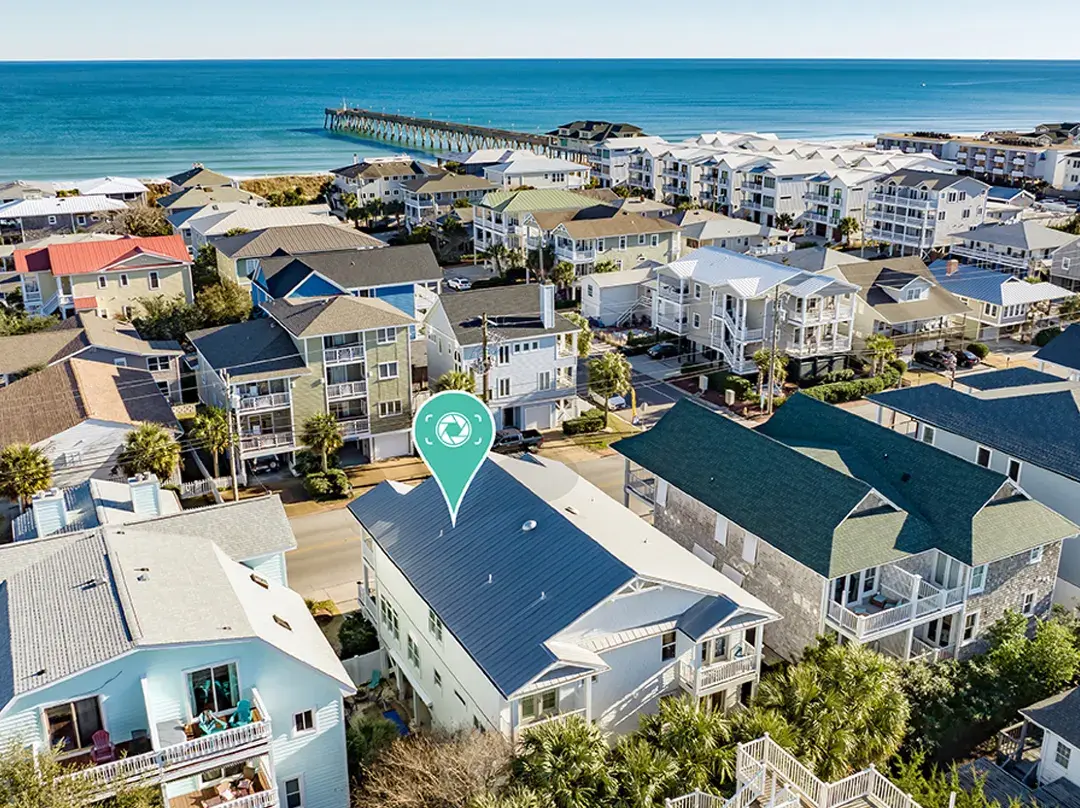Spacious Outdoor Living And Vibrant Lifestyle - Charming Coastal Retreat - Wrightsville Beach, NC