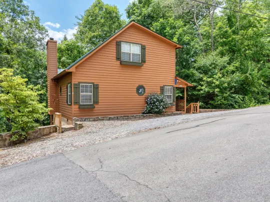 Bluebird Hill - Townsend, TN