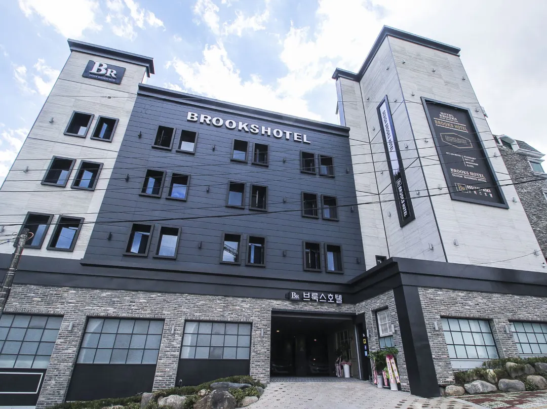 Jinju Brooks Hotel - Namhae-gun