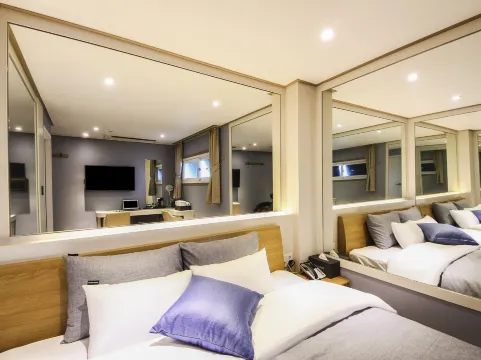 Hotel Seven - Incheon