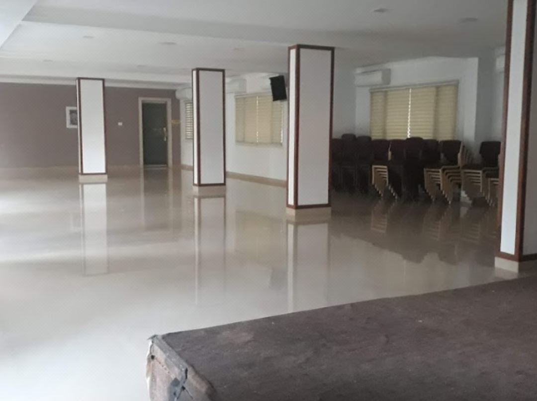 Treebo Tgr Suites - Kochi, India