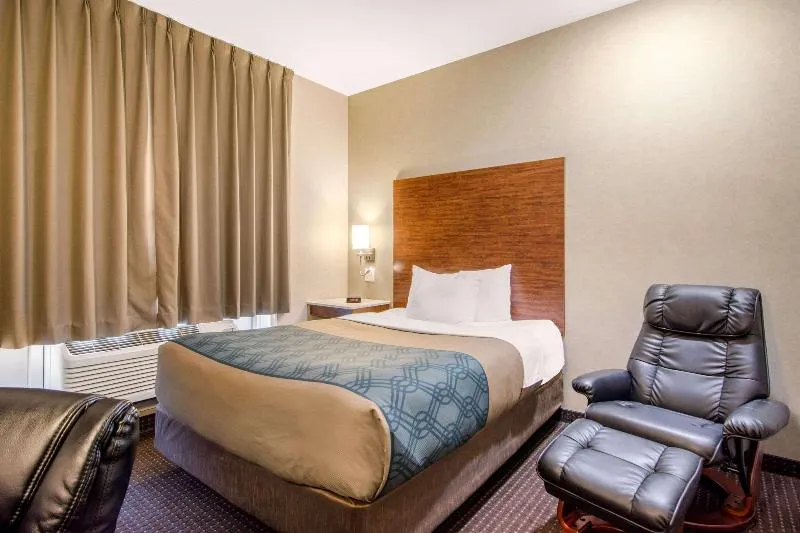 Albertan Inn - Fox Creek