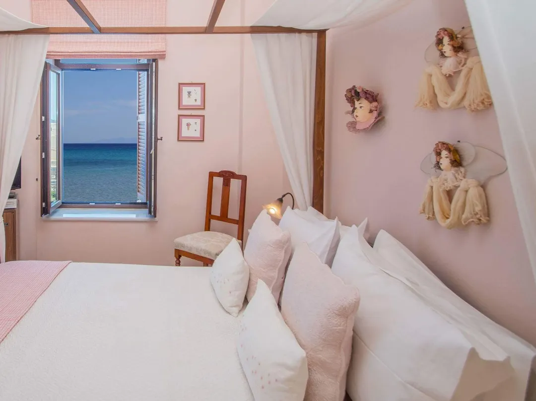 Arion Syros Luxury Rooms And Suites - Эрмуполис