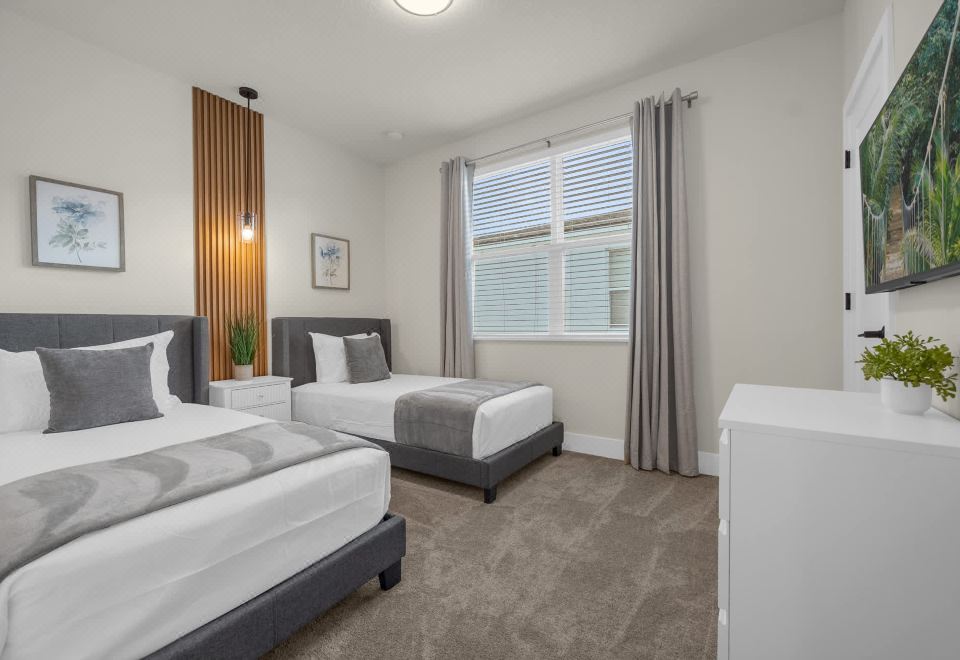 Upstay - Modern Home New Development w Pool, Four Corners - 2026 Prices ...