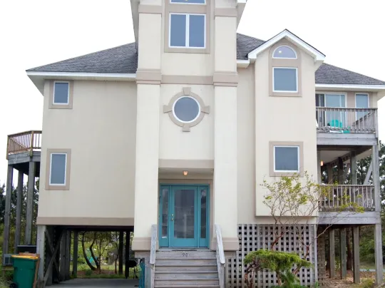 Hot Tub And Community Amenities Await - Elegant Expansive Retreat - Corolla, NC