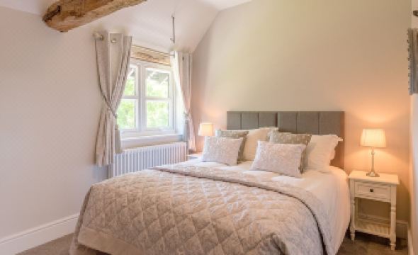 Chapel Cottage at Pond Hall Farm, Stunnning Property with Private Hot ...