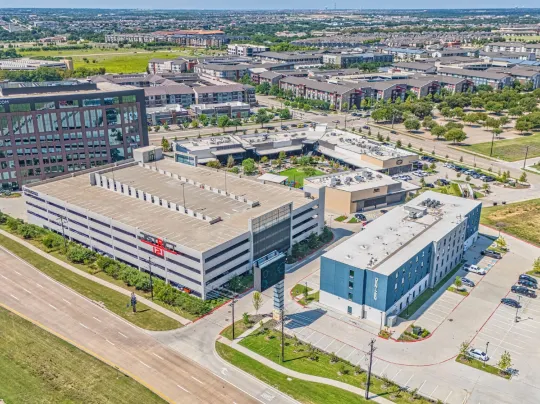 Denizen Hotel - McKinney, TX