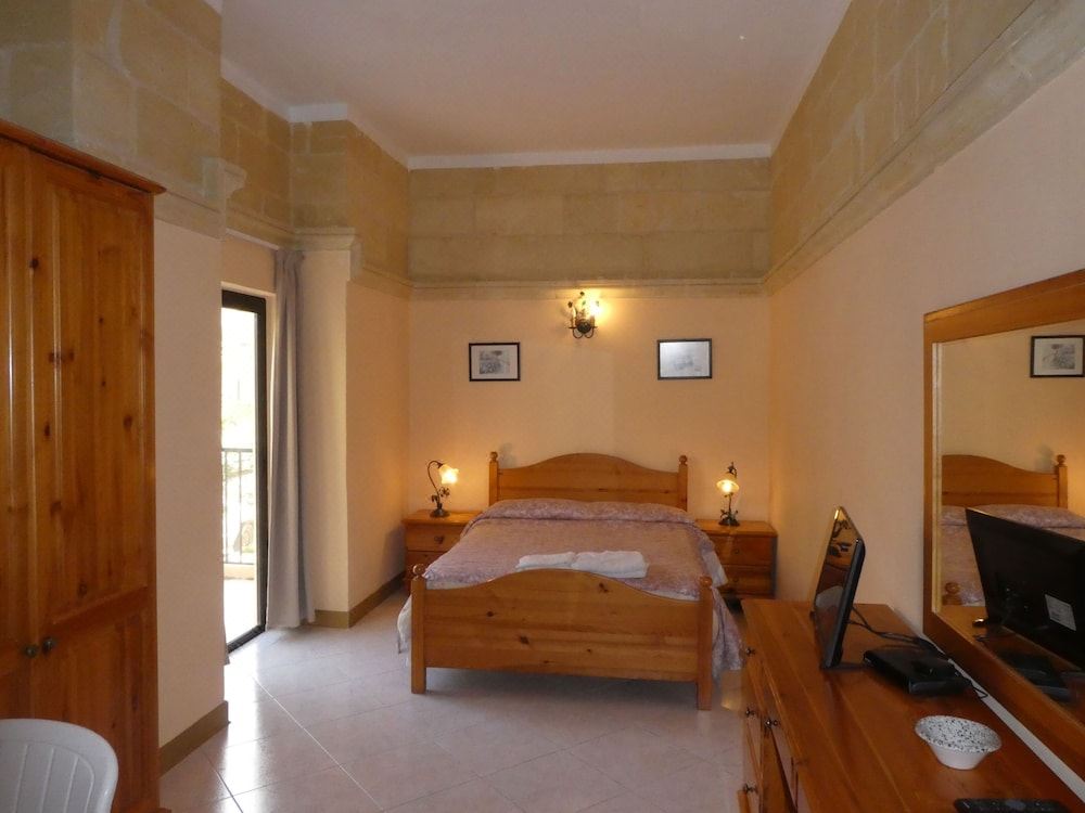San Antonio Guesthouse - Malta
