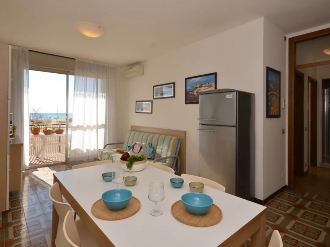 Luminoso Rifugio Sul Mare Con Terrazza Di Beahost Rentals - Bibione