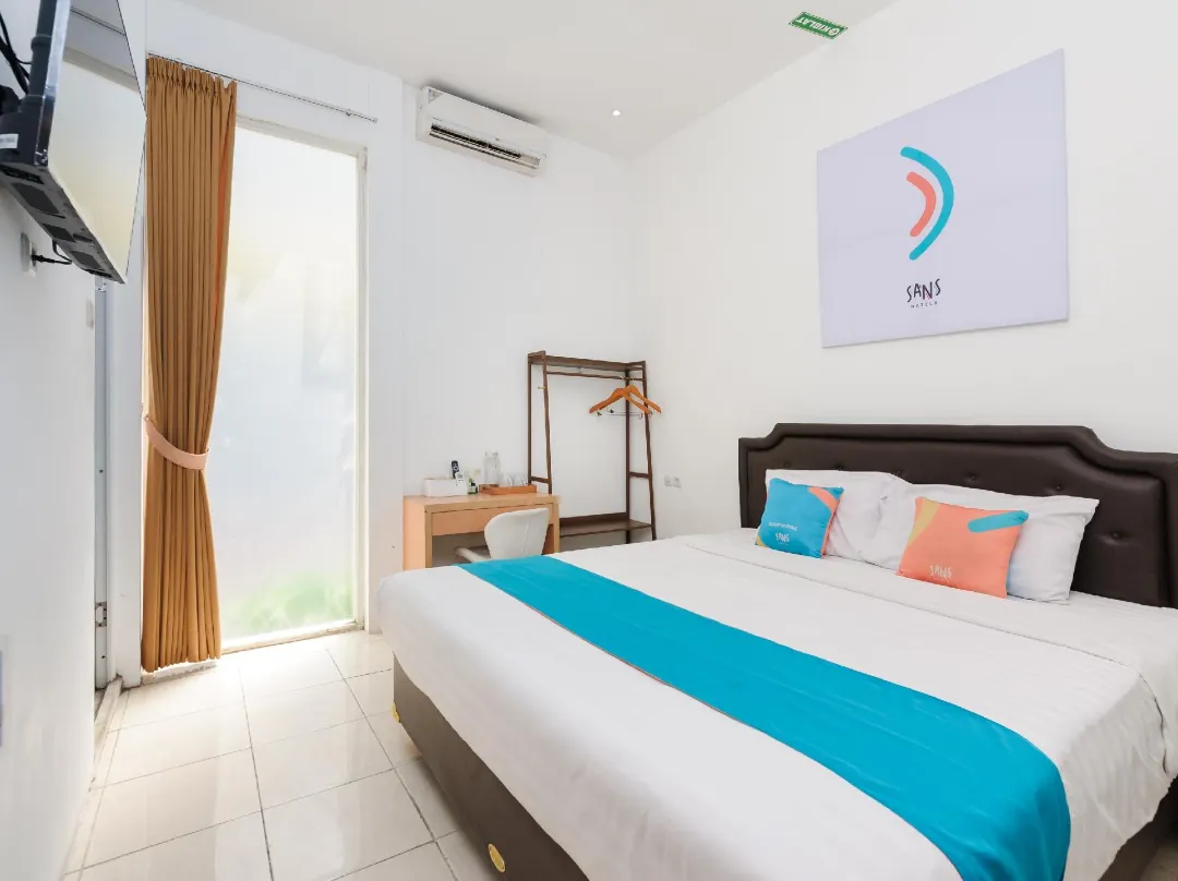 Sans Hotel La Vida Malang - Malang