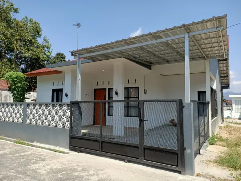 Gemi Homestay Magelang - Magelang