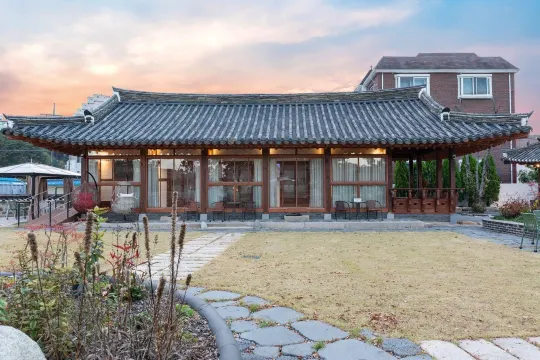 Gangneung Mokgawon - Gangneung-si