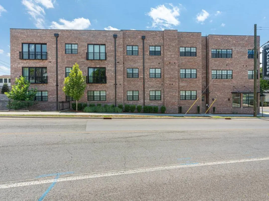 Stunning Spacious 6 Beds, 2 Bedrm In Walkable Area - Nashville, TN