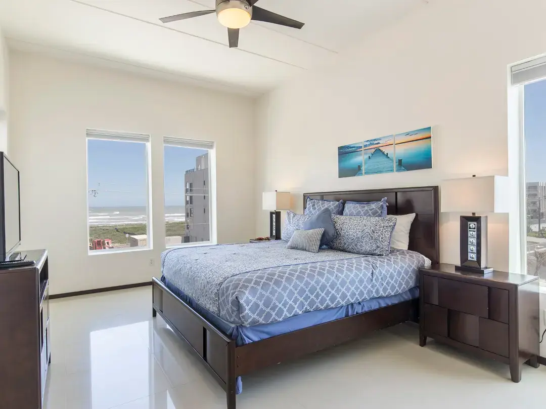 Ocean View Balcony And Elegant Hot Tubs - Stunning Coastal Retreat - South Padre Island, TX