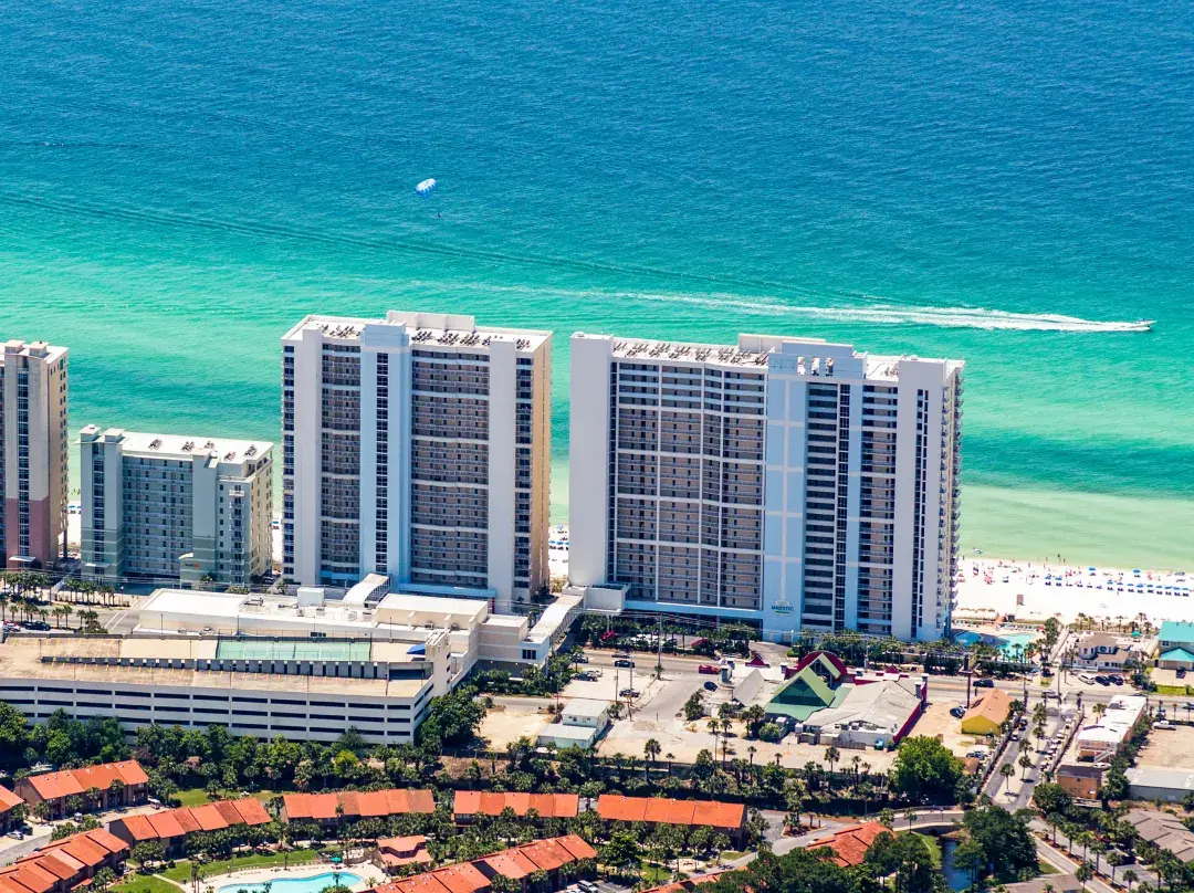 Breathtaking Beach Views And Beachfront Pools - Majestic Oasis - Panama City Beach, FL