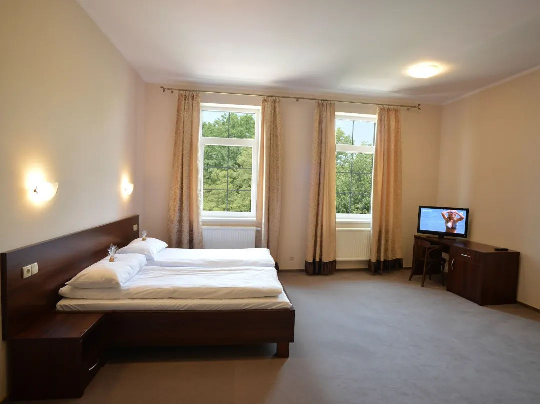 Hotel Cesarski - Kaiserhof - Giżycko
