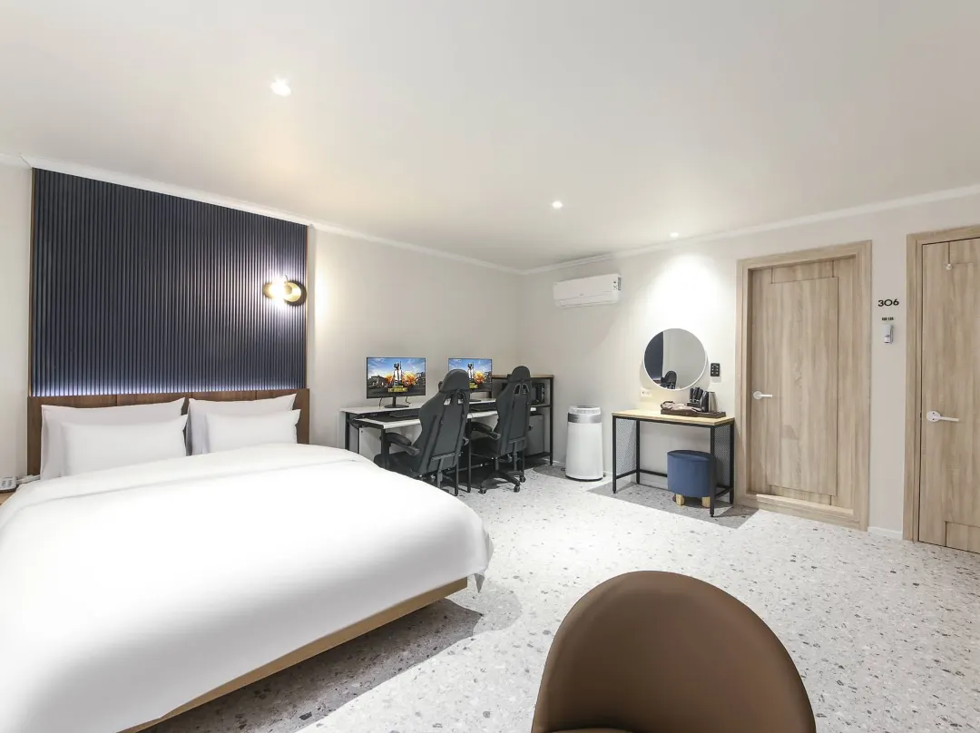 Hotel Encanto In Bonggok-dong, Gumi) - Gumi-si